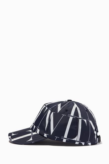 Shop Valentino Black Valentino Garavani VLTN Bucket Hat in Nylon for ...